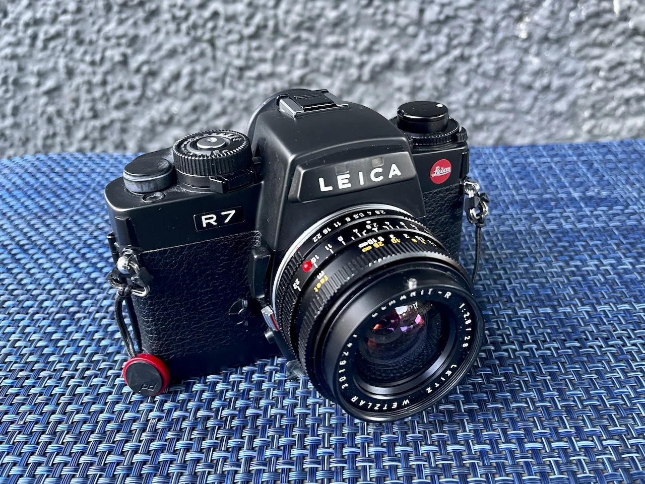 Technical and hands-on review of the Leica R7 — Nathan Jones