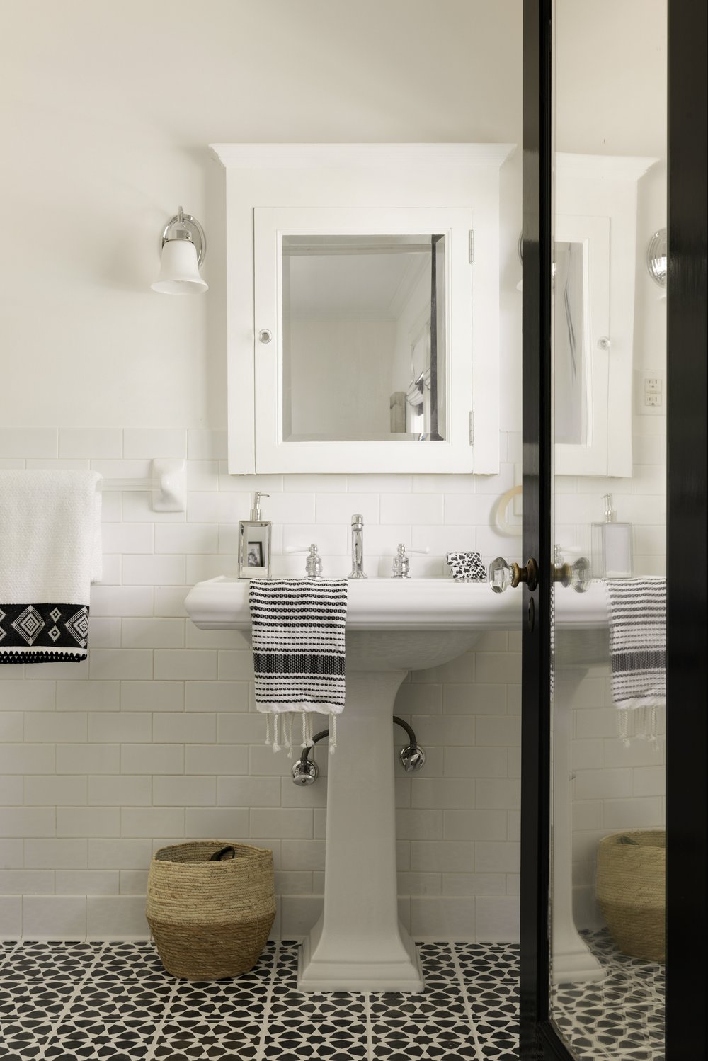 Girard Avenue — Dezaar Interiors