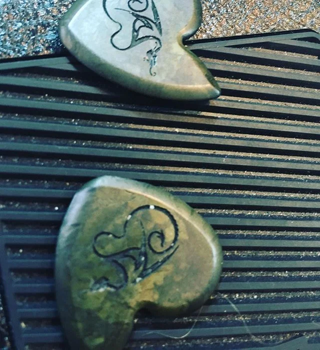 Shop Guitar Picks - Dragon's Heart Guitar Picks