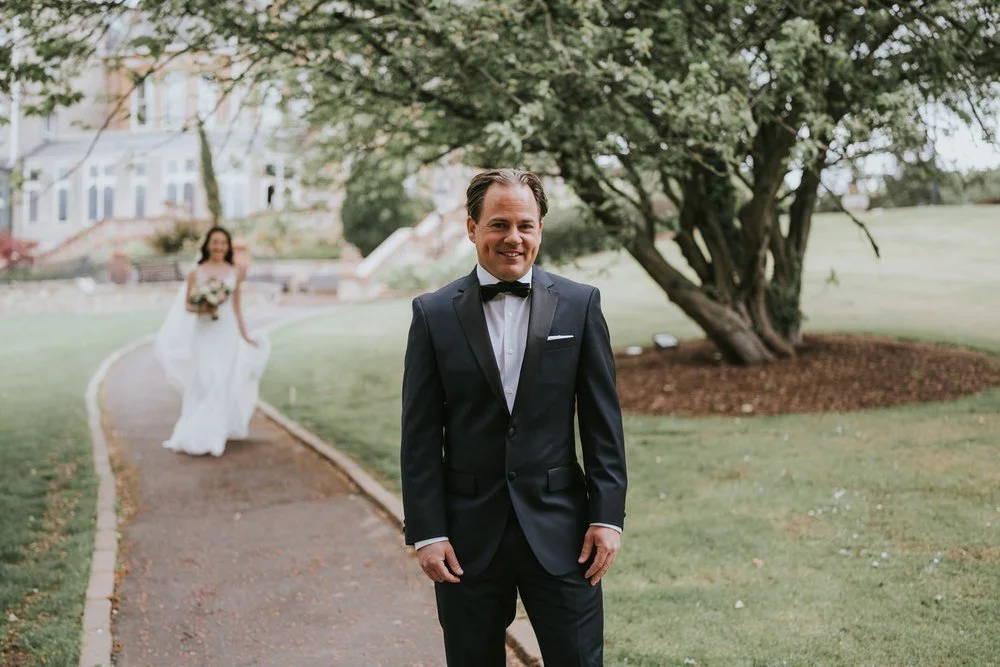 What should you tell your wedding photographer?