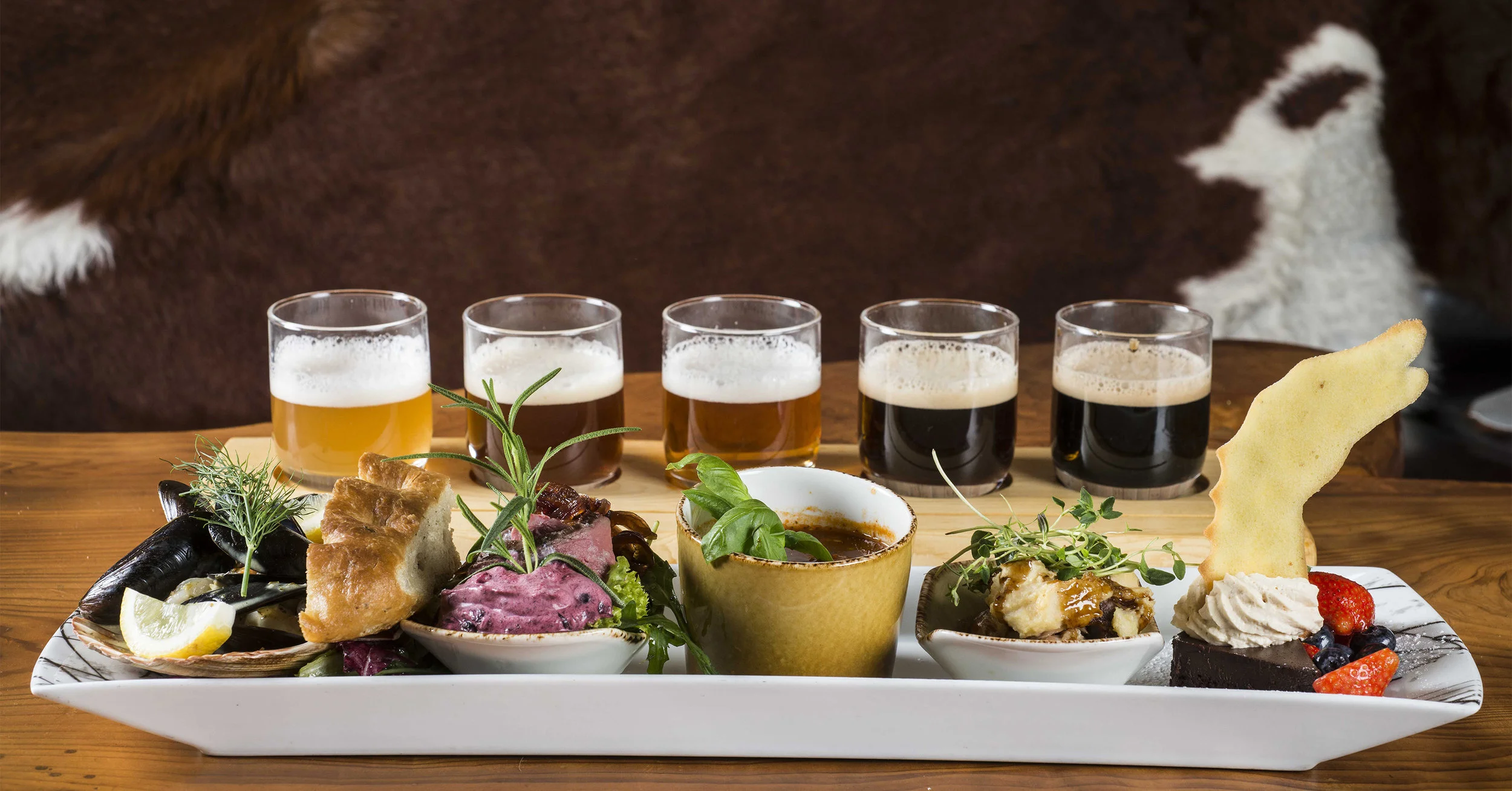 Summer activities in Flåm and Gudvangen — Fjordsafari