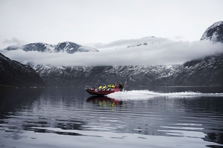 Winter FjordSafari in Flåm | Snowy Fjord Tours in Norway — Fjordsafari