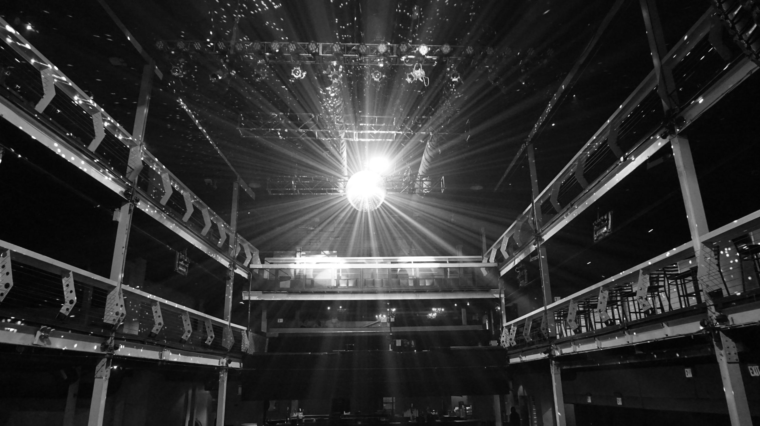 Mixing in Live and Dead Rooms — The Production Academy