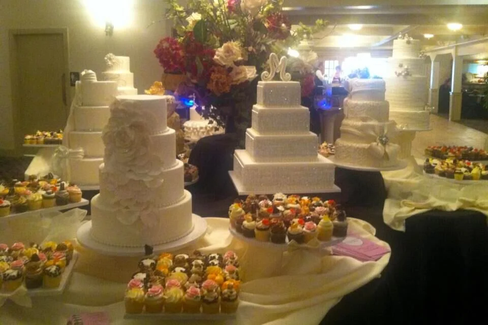 Tables by Coccadotts — Coccadotts Cake Shop :: Custom Cake & Cupcake ...