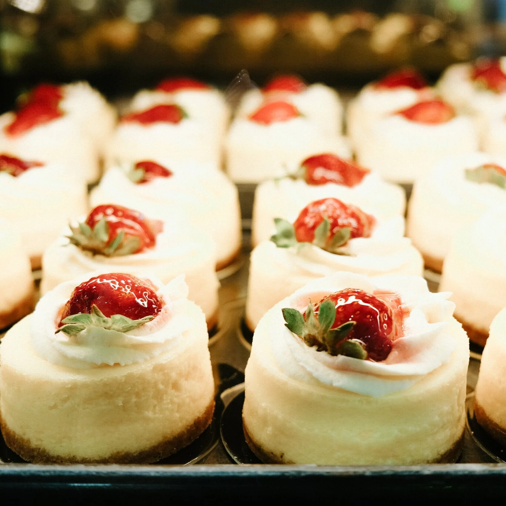 Tables by Coccadotts — Coccadotts Cake Shop :: Custom Cake & Cupcake ...