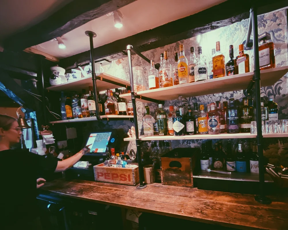 Reservations — The Gun Inn