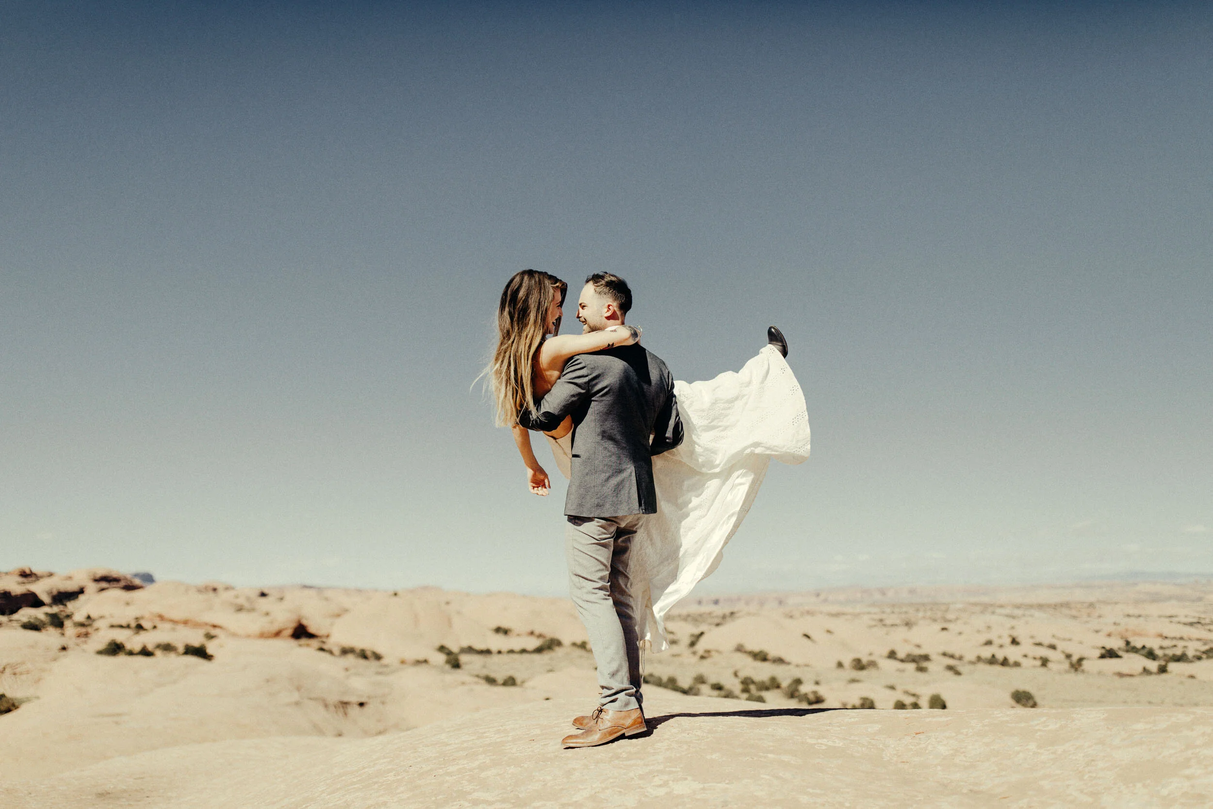 Durham - Chapel Hill - Asheville Wedding Photographer