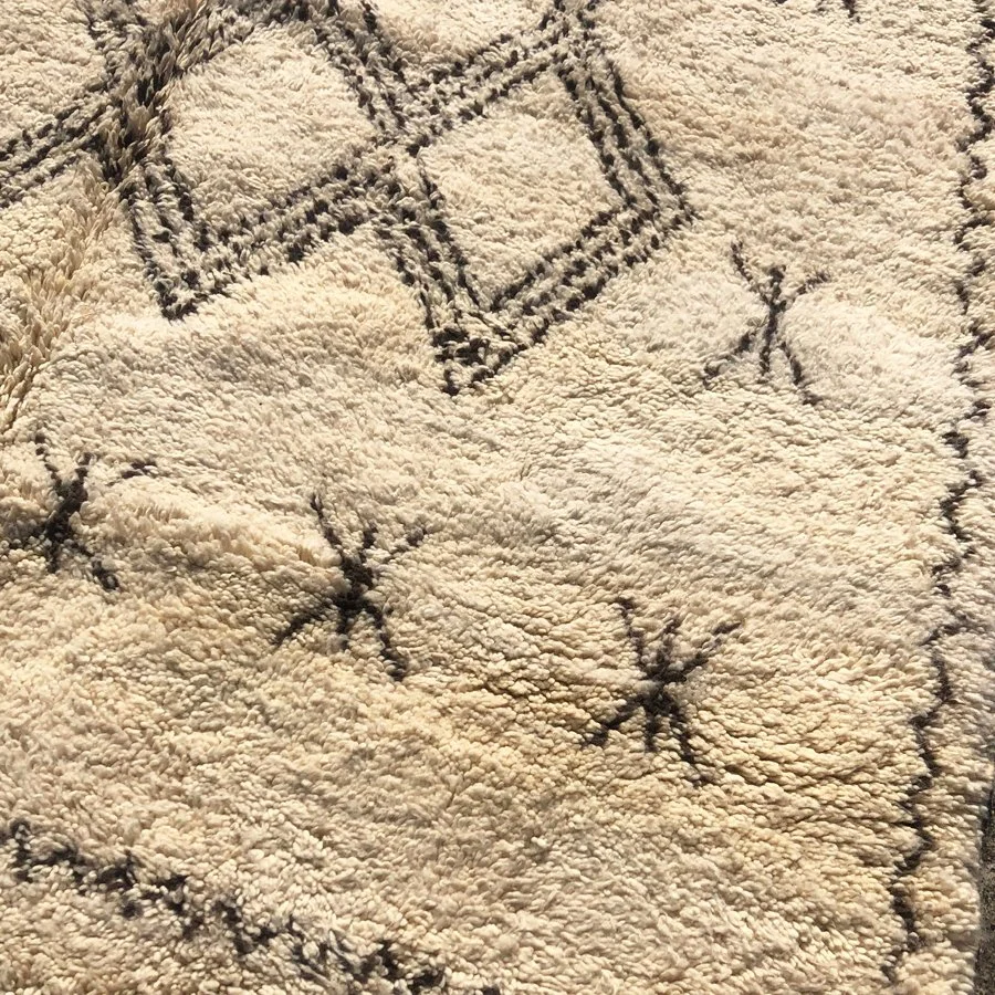 Vintage Beni Ouarain Moroccan Rugs