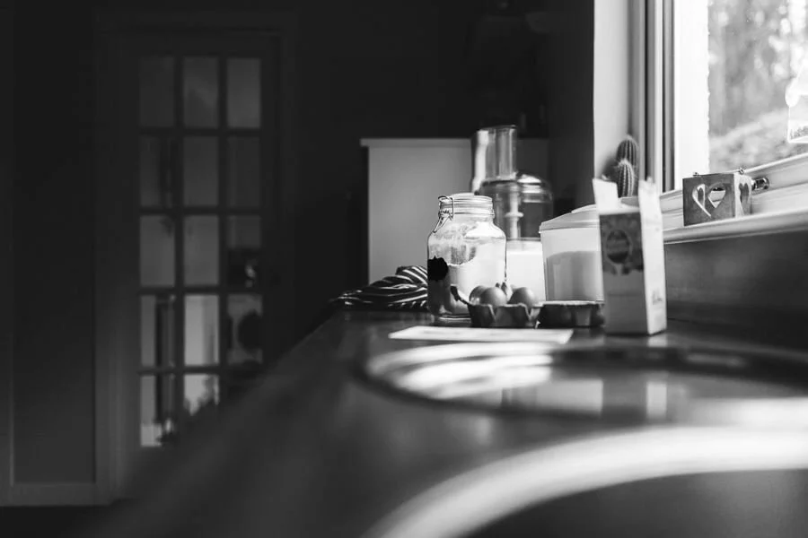 101 Things to Photograph (with examples & exercises!)