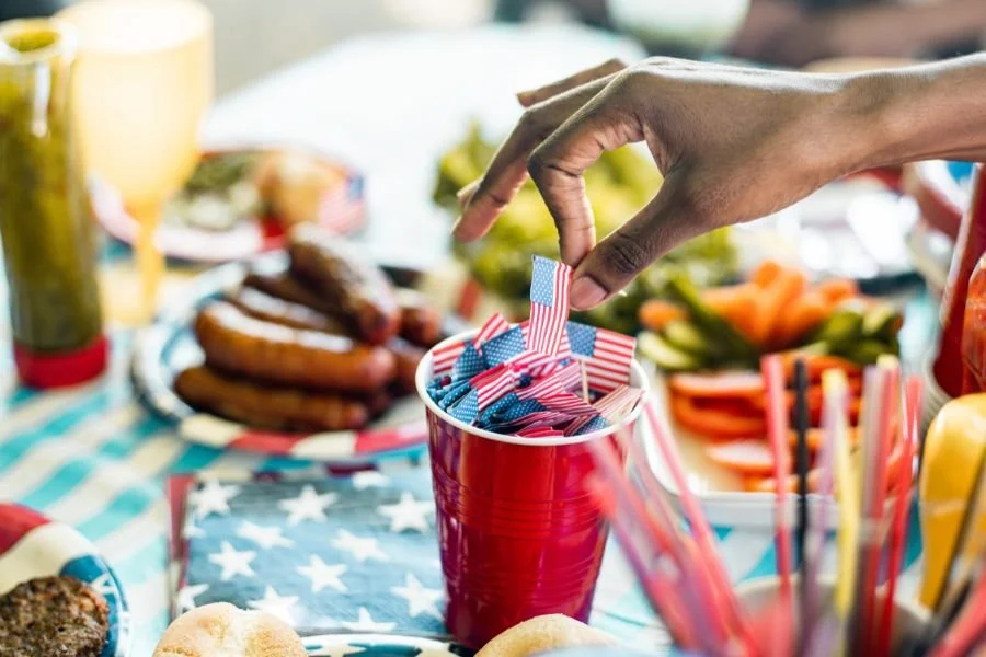 14 Fun And Easy 4th of July Picture Ideas