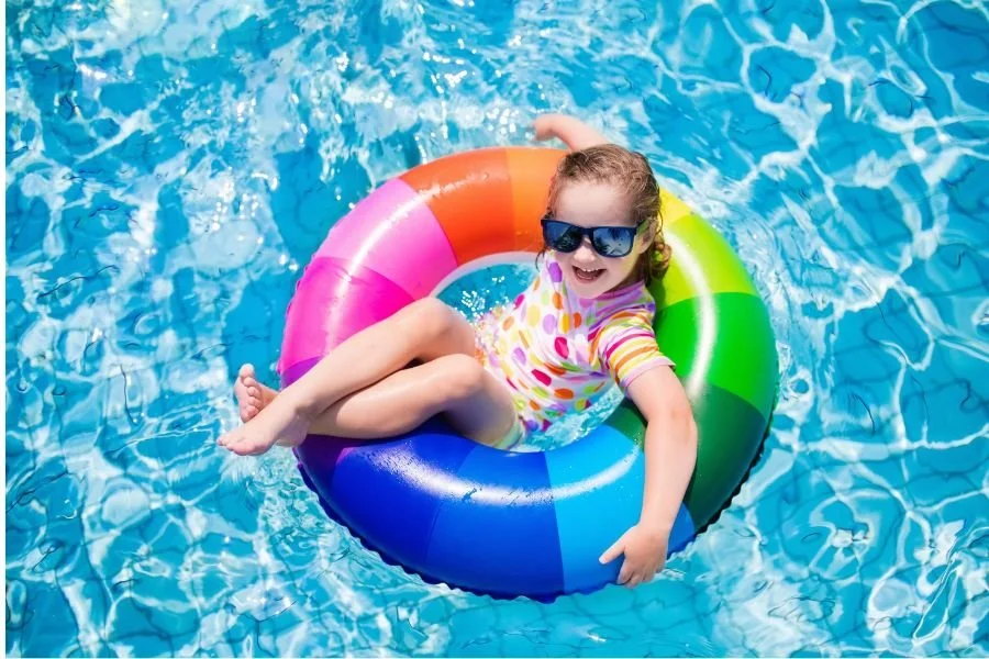 15 Fun and Creative Family Summer Photoshoot Ideas