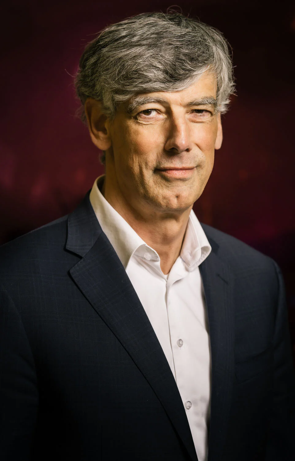 Portretfoto's van ABN AMRO CEO Robert Swaak | Gregor Servais ...