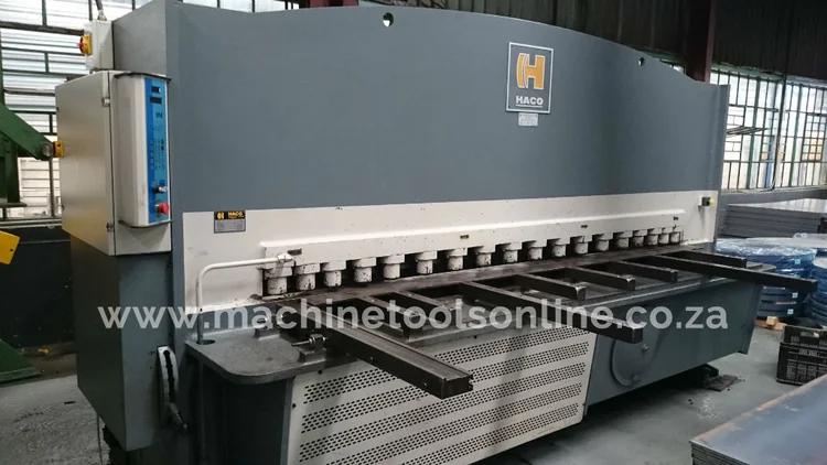 The modern guillotine or shearing machine - an introduction. — Machine ...