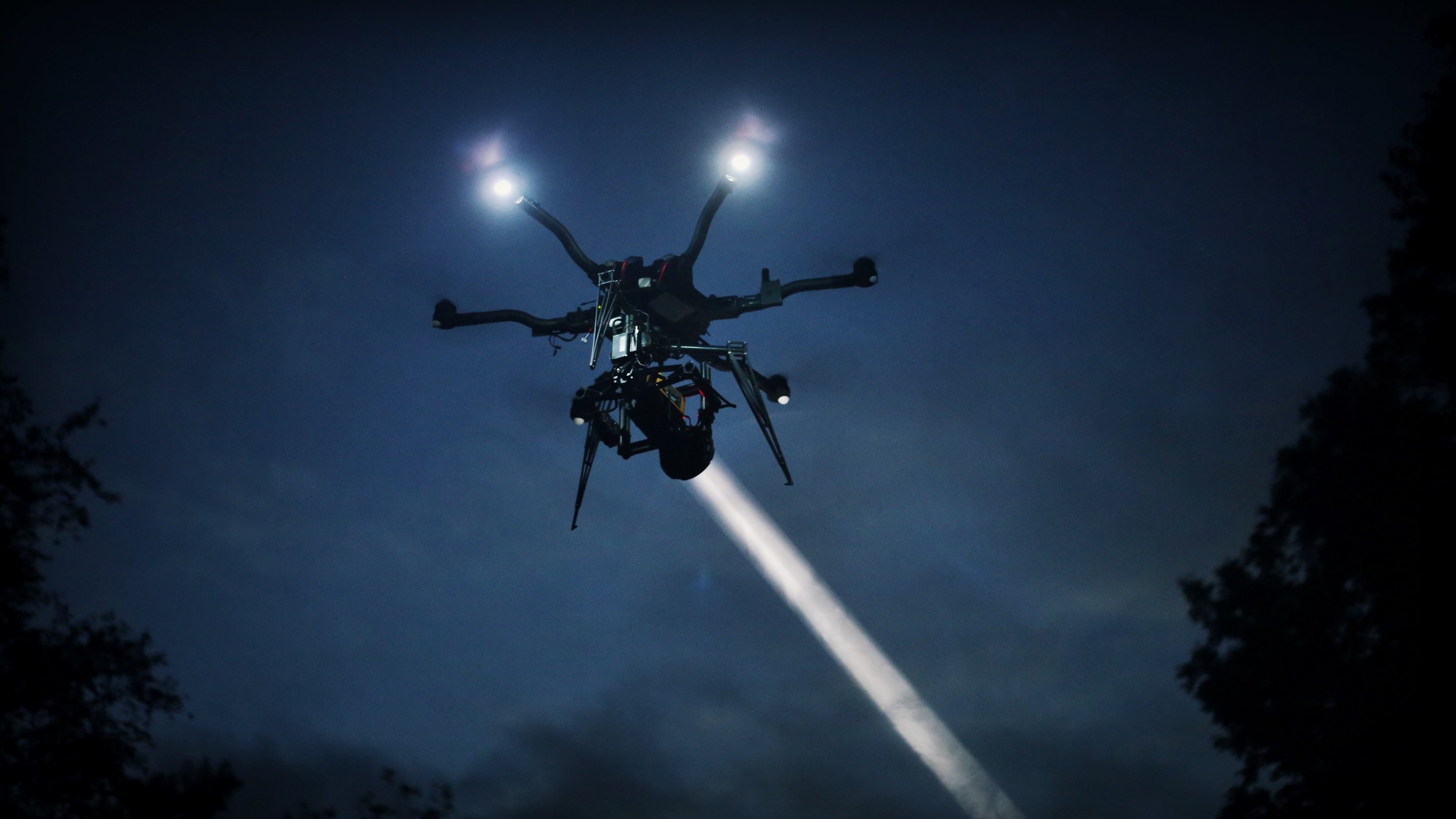 DRONE LIGHTS — BROOKLYN AERIALS DRONE LIGHTS — BROOKLYN AERIALS