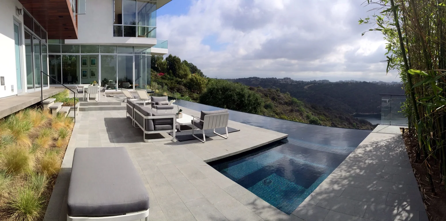 Walker Pools | Custom Pool Building | Southern California