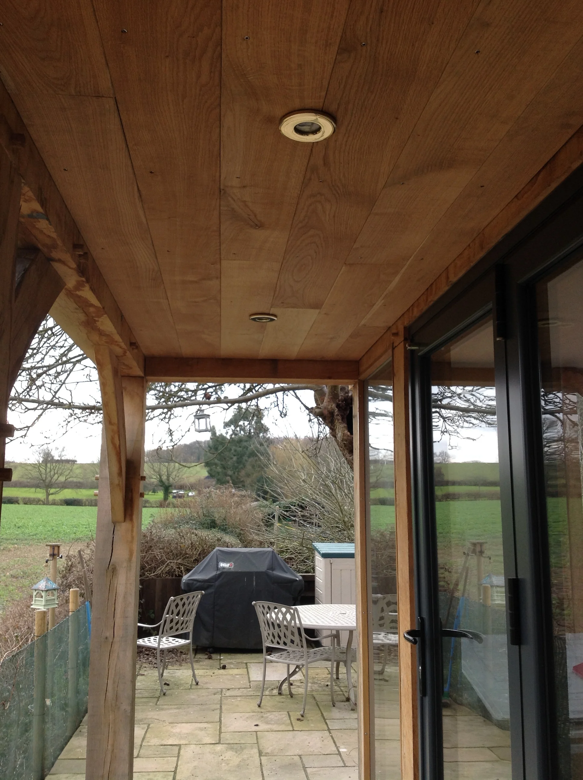 TIMBER FRAME PORCHES