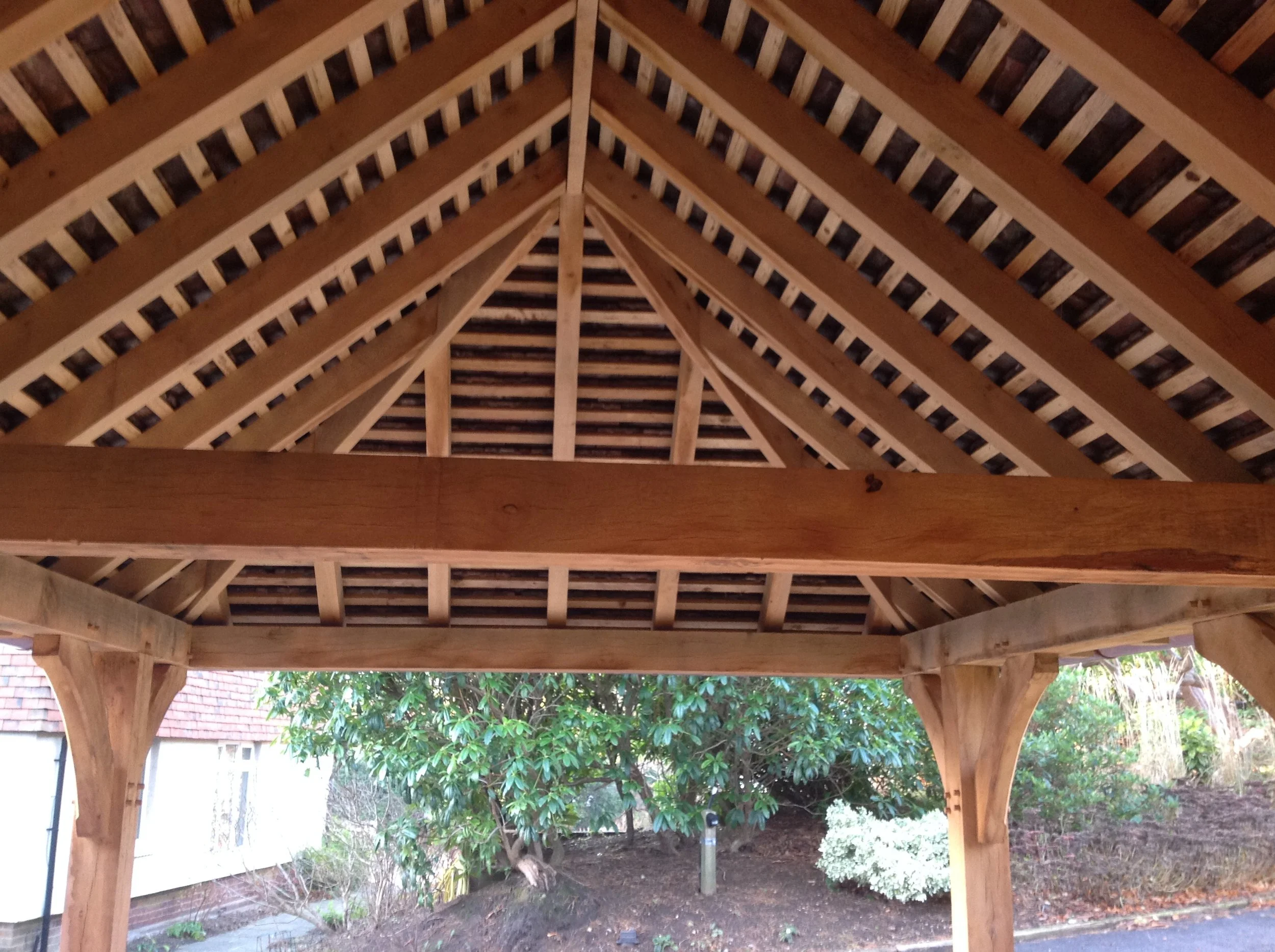 TIMBER FRAME PORCHES