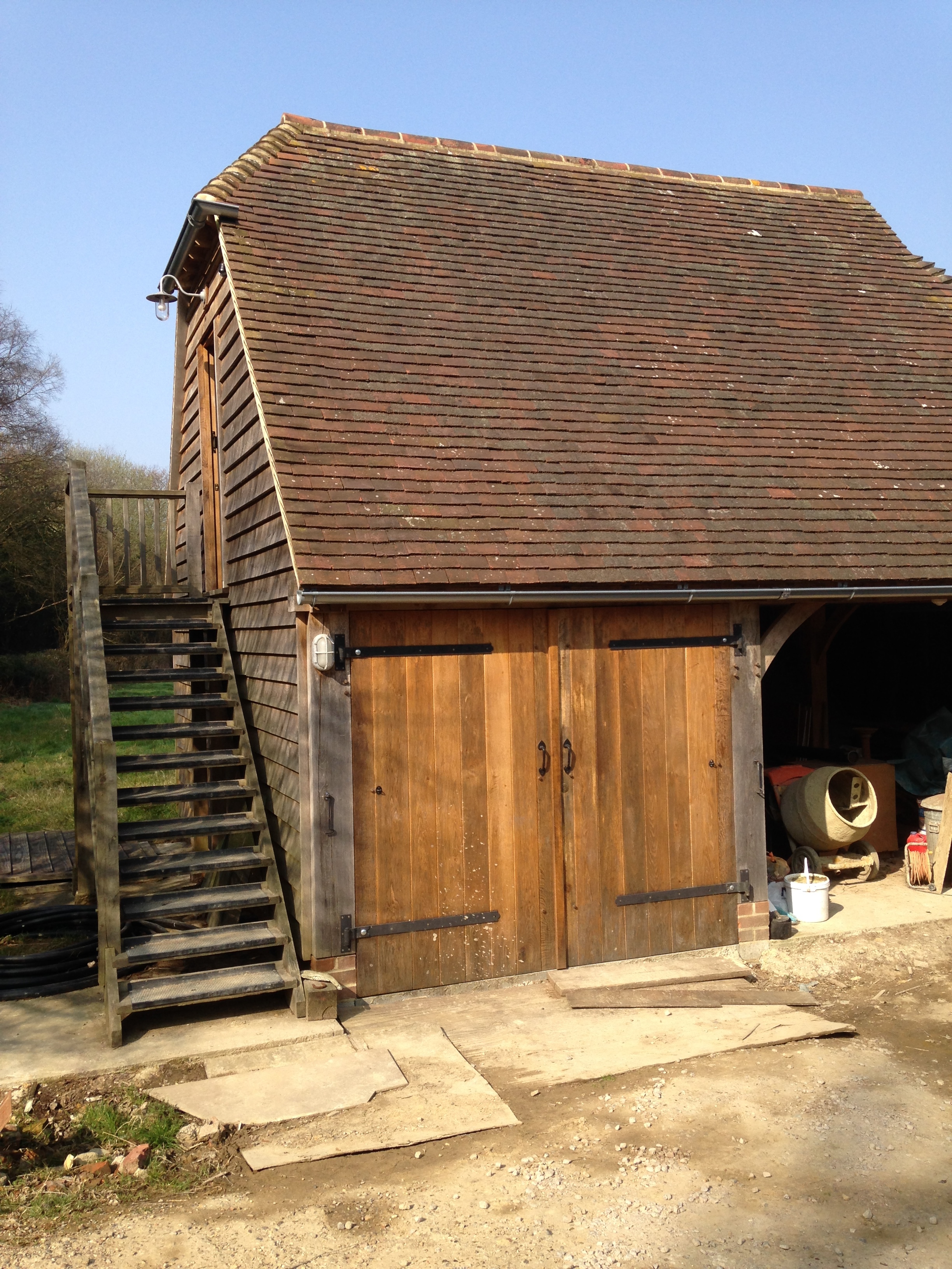 TIMBER FRAME PORCHES