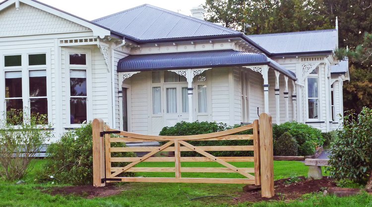 Timber Gates — Heritage & Decorative Timber Products