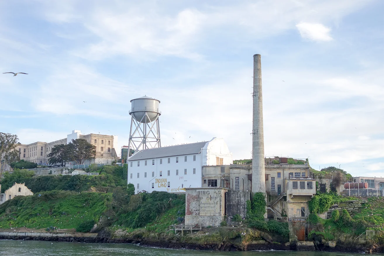 Doing Time on Alcatraz at Night — Ronnie's Awesome List