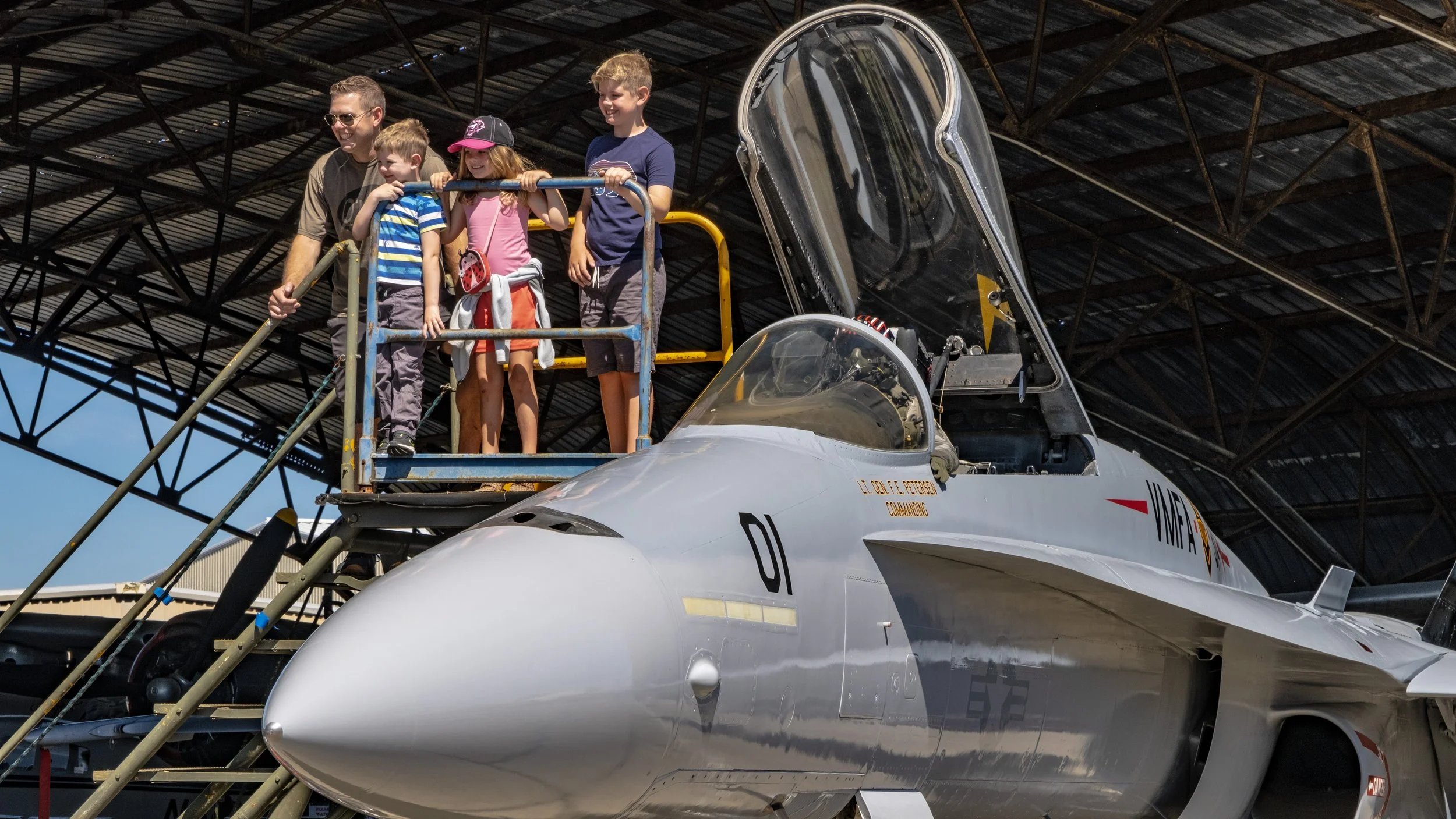 Open Cockpit Saturday: Top Gun — Ronnie's Awesome List