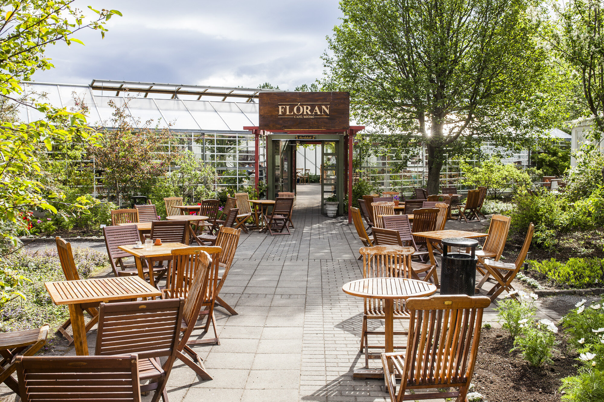 English — Flóran Café / Bistró