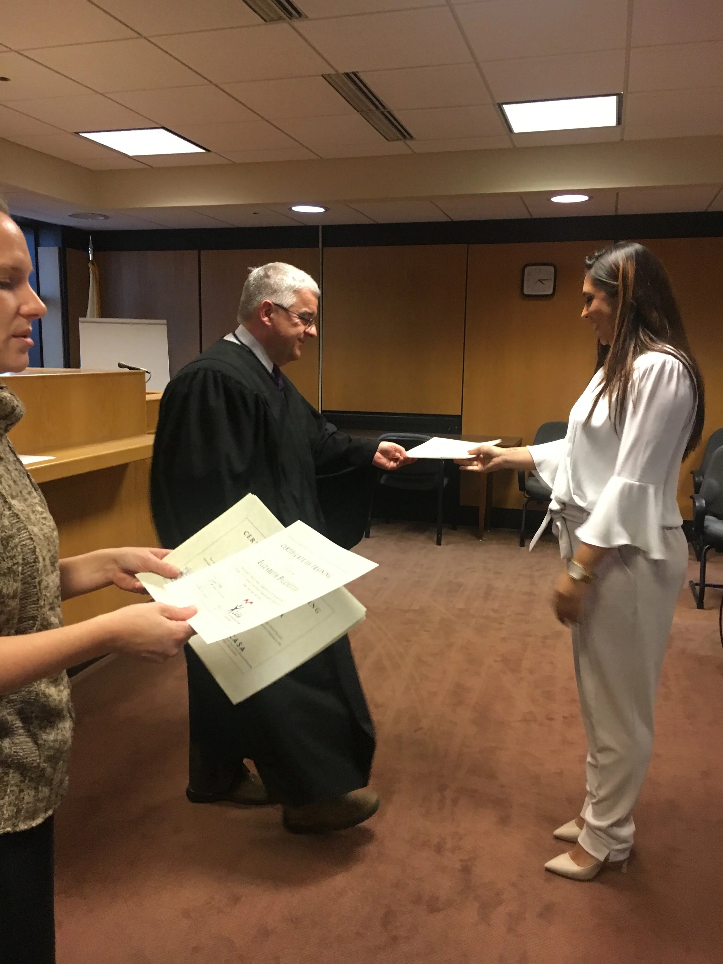 Judge swears in 19 new Court Appointed Special Advocate volunteers ...