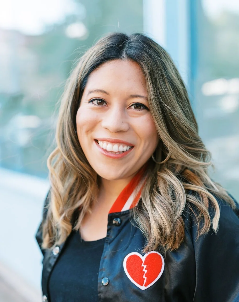 About — Angela Velez