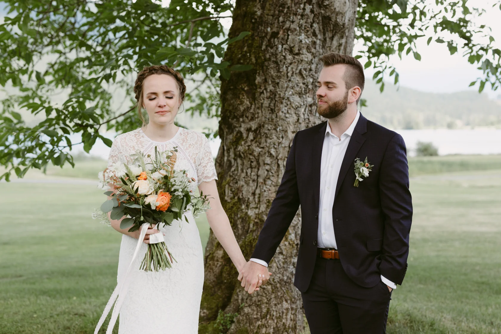 Rowena's Inn on the River | Kristin + Luke — Kelly Brown