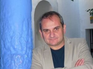 Spotlight: Remember Me by Mario Escobar — What Is That Book About