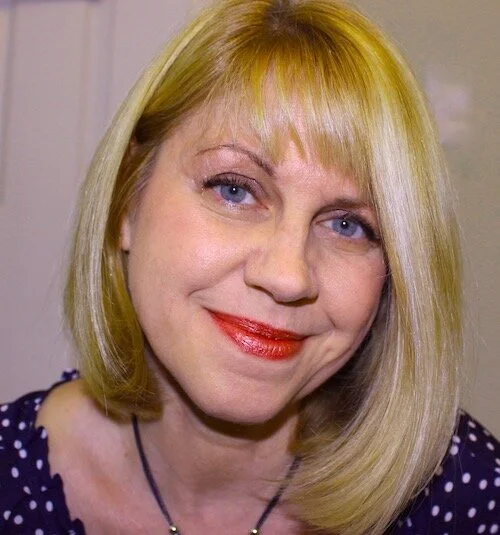 Spotlight: Gold by Maureen A. Miller — What Is That Book About