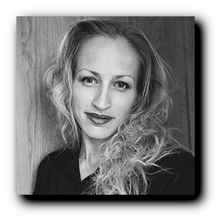 Spotlight: The Kiss That Saved Christmas by Elysia Strife — What Is That Book About