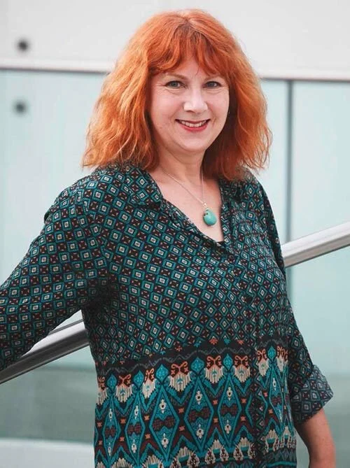 Spotlight: The English Wife by Adrienne Chinn — What Is That Book About