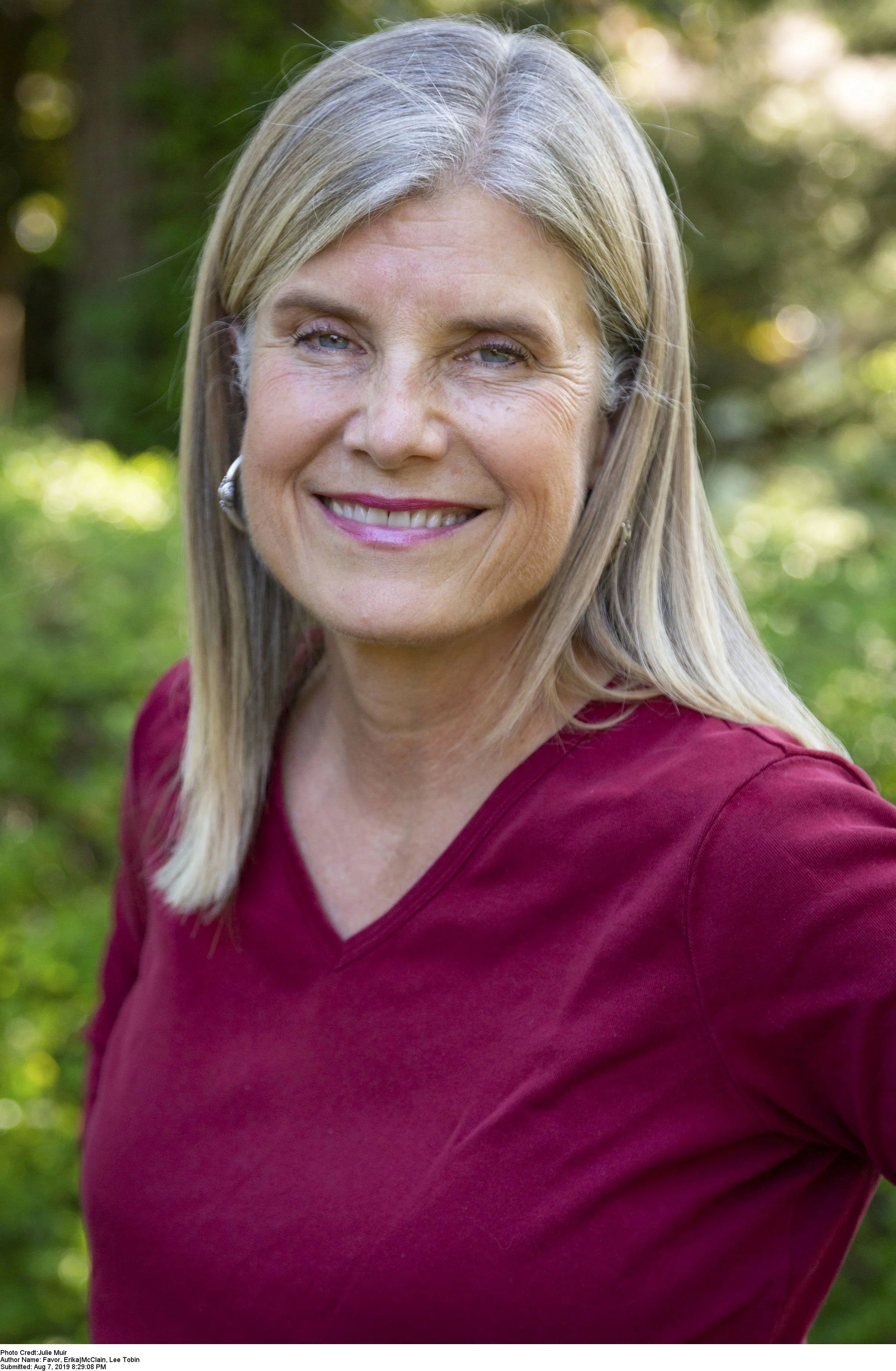 Spotlight: First Kiss at Christmas by Lee Tobin McClain — What Is That ...