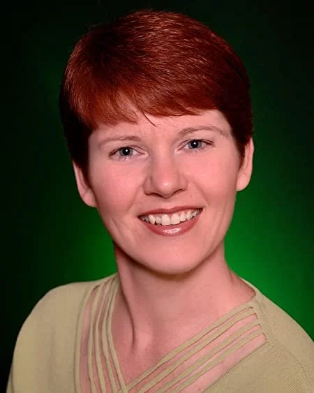 Spotlight: The War Girls by Julie Rowe — What Is That Book About