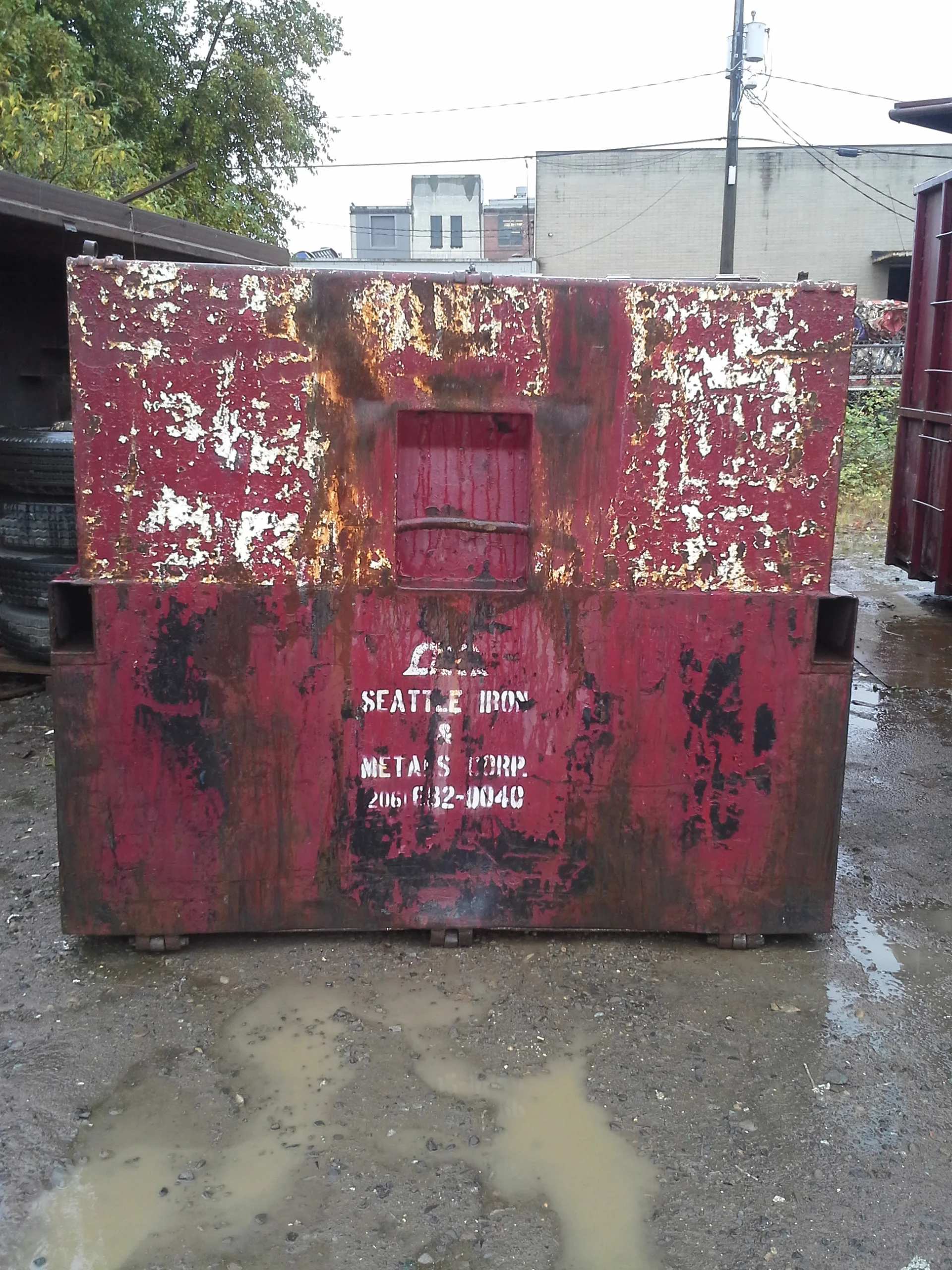 Dumpster Boxes — Seattle Iron & Metal Corp.