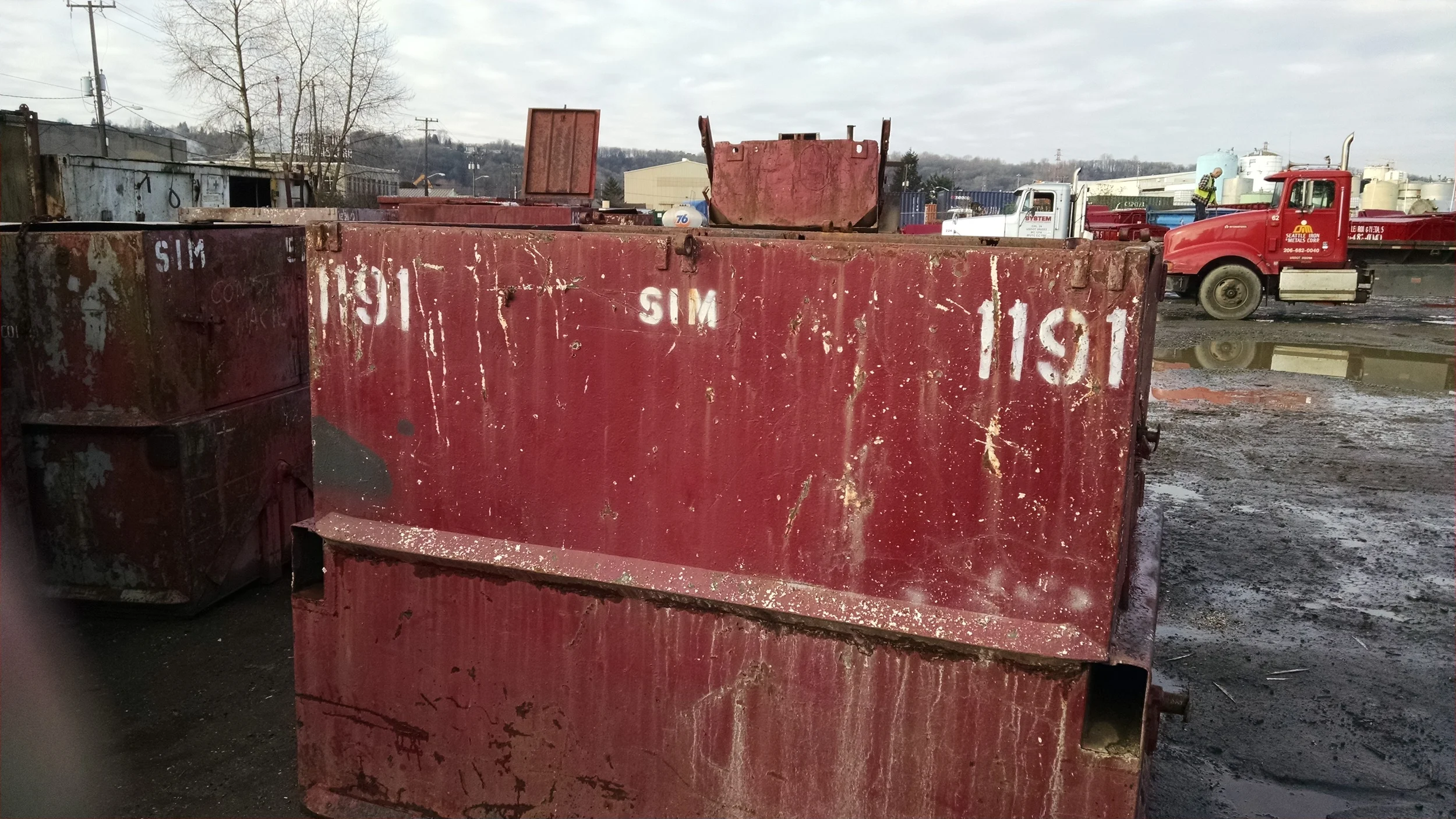 Dumpster Boxes — Seattle Iron & Metal Corp.