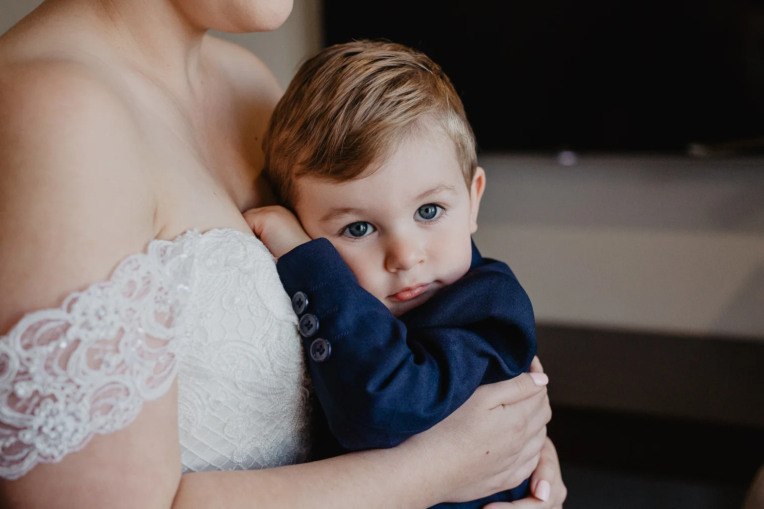 The Fremantle and Wilkinson Gallery Wedding of Madalyn + Callan — Anna ...