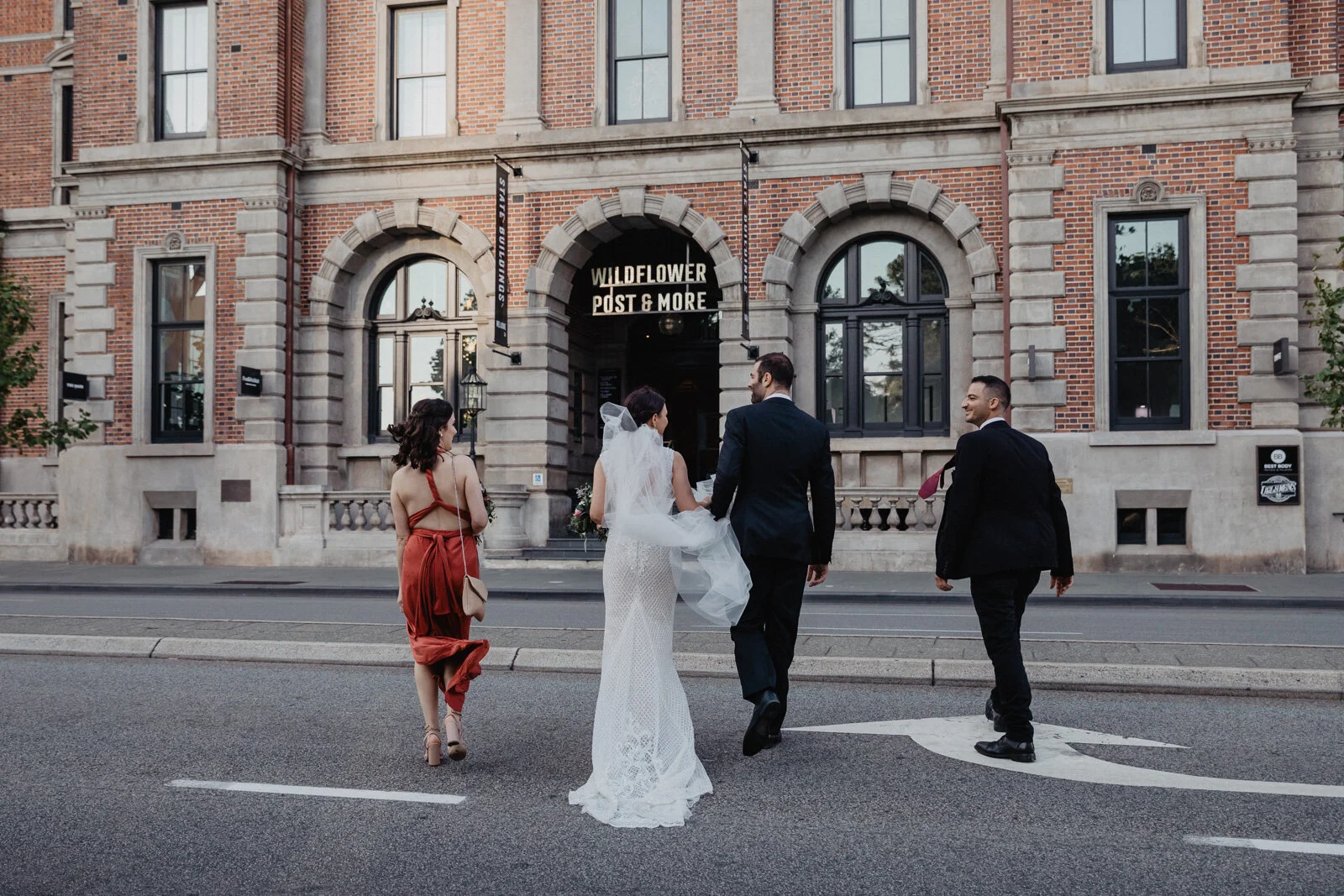 'Post' Perth City Elopement of Renae and Nick — Anna Pretorius Photography
