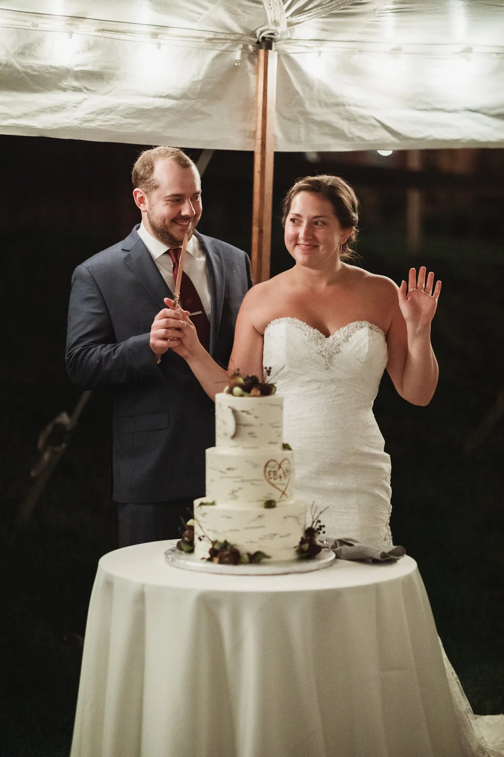 5 Reasons to Love Natural Light Wedding Photography — Emily Lord ...