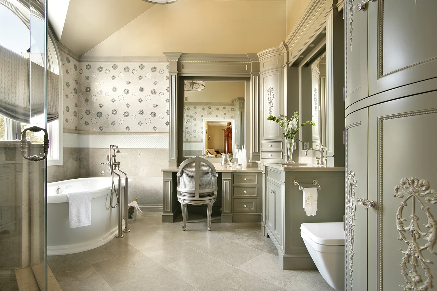 Robinson Interiors LLC