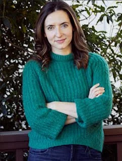 Bio — Anna Carey Books | The Official Author Site of Anna Carey