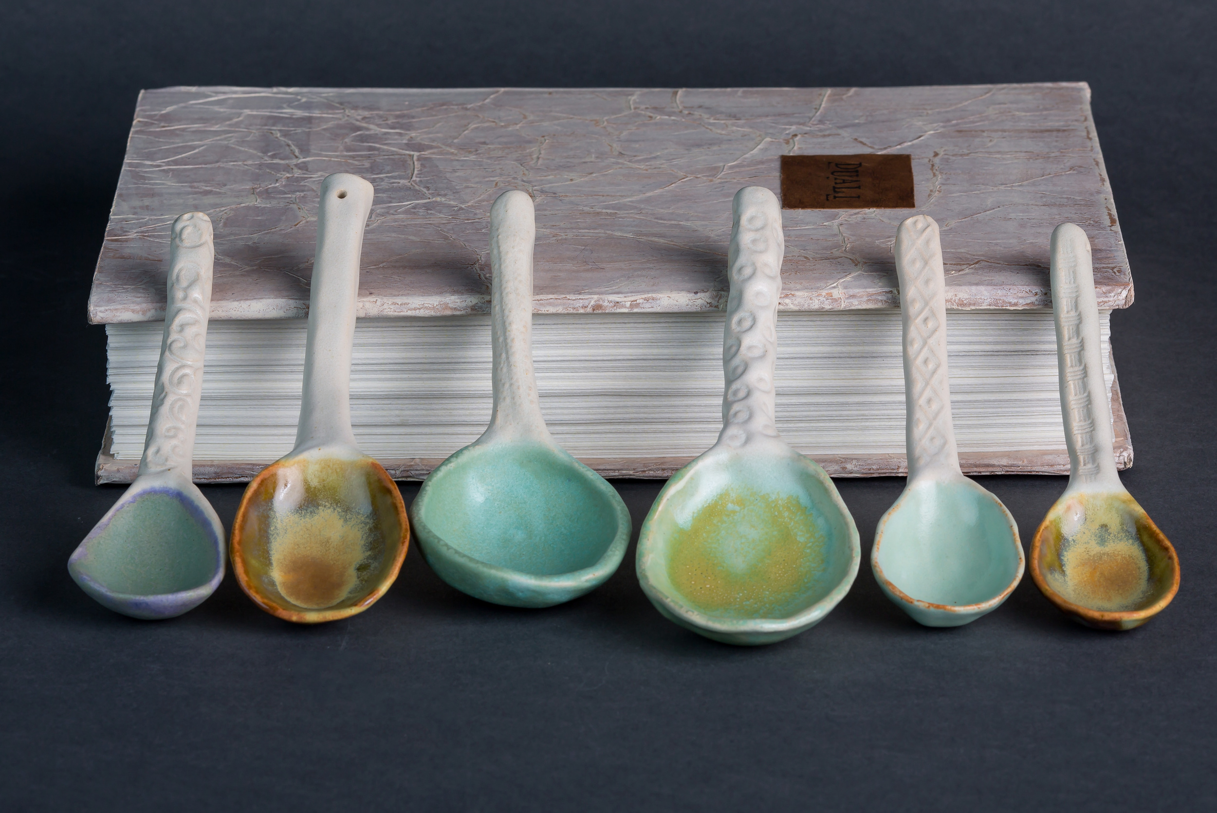 White Rabbit Pottery - Lolly Chessie