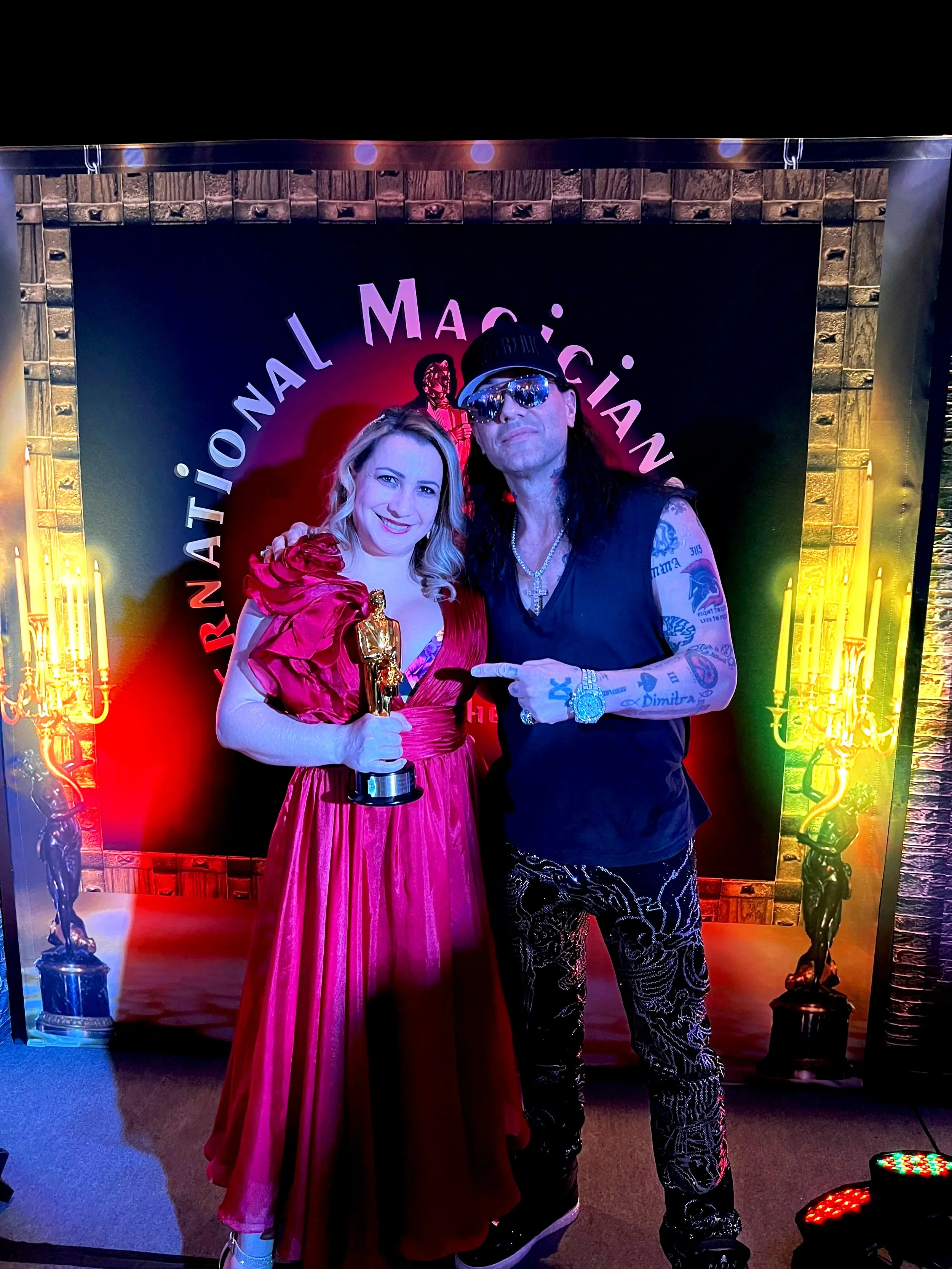 Magic Suzy - Florida's #1 Female Magician