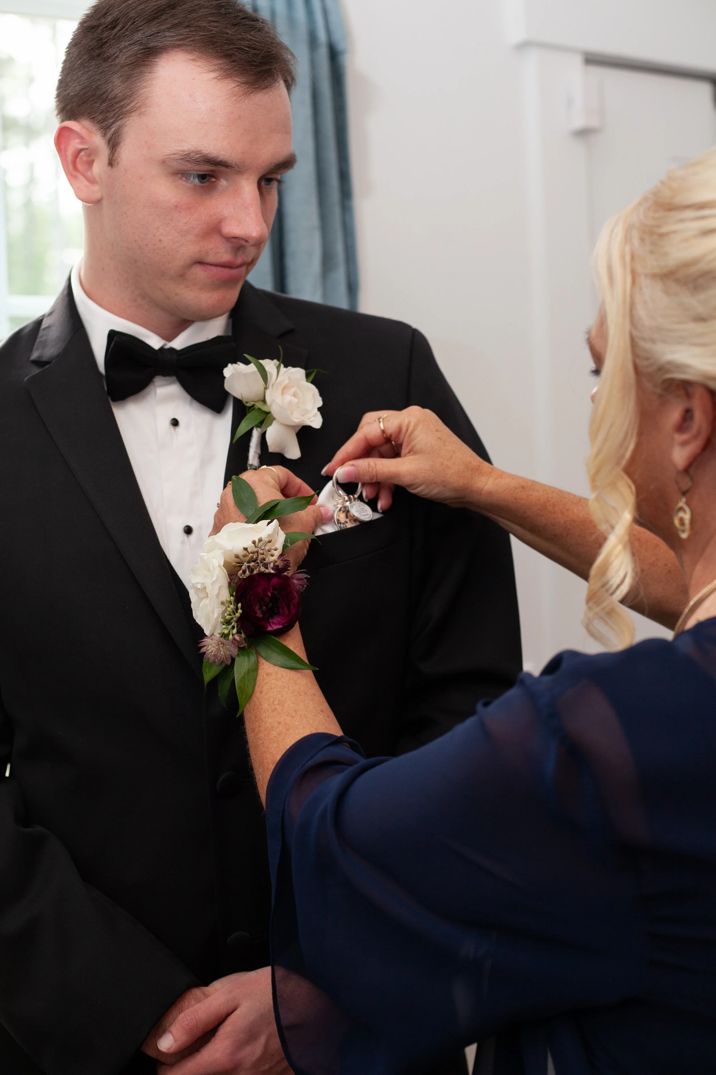 Katelyn and Collin Wedding at Malachi Meadows — Brittany Castillo ...