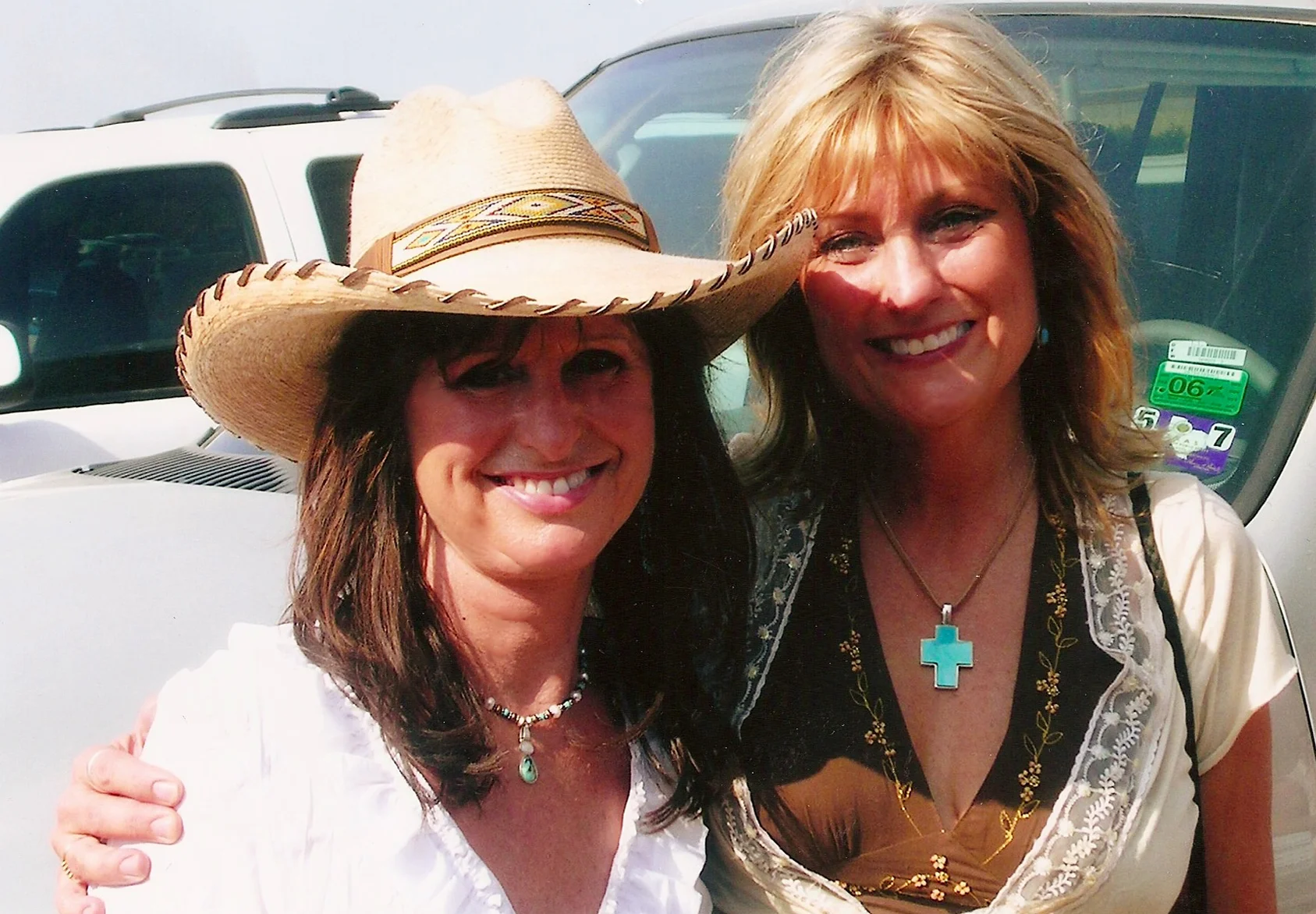 BIO — Carter Robertson