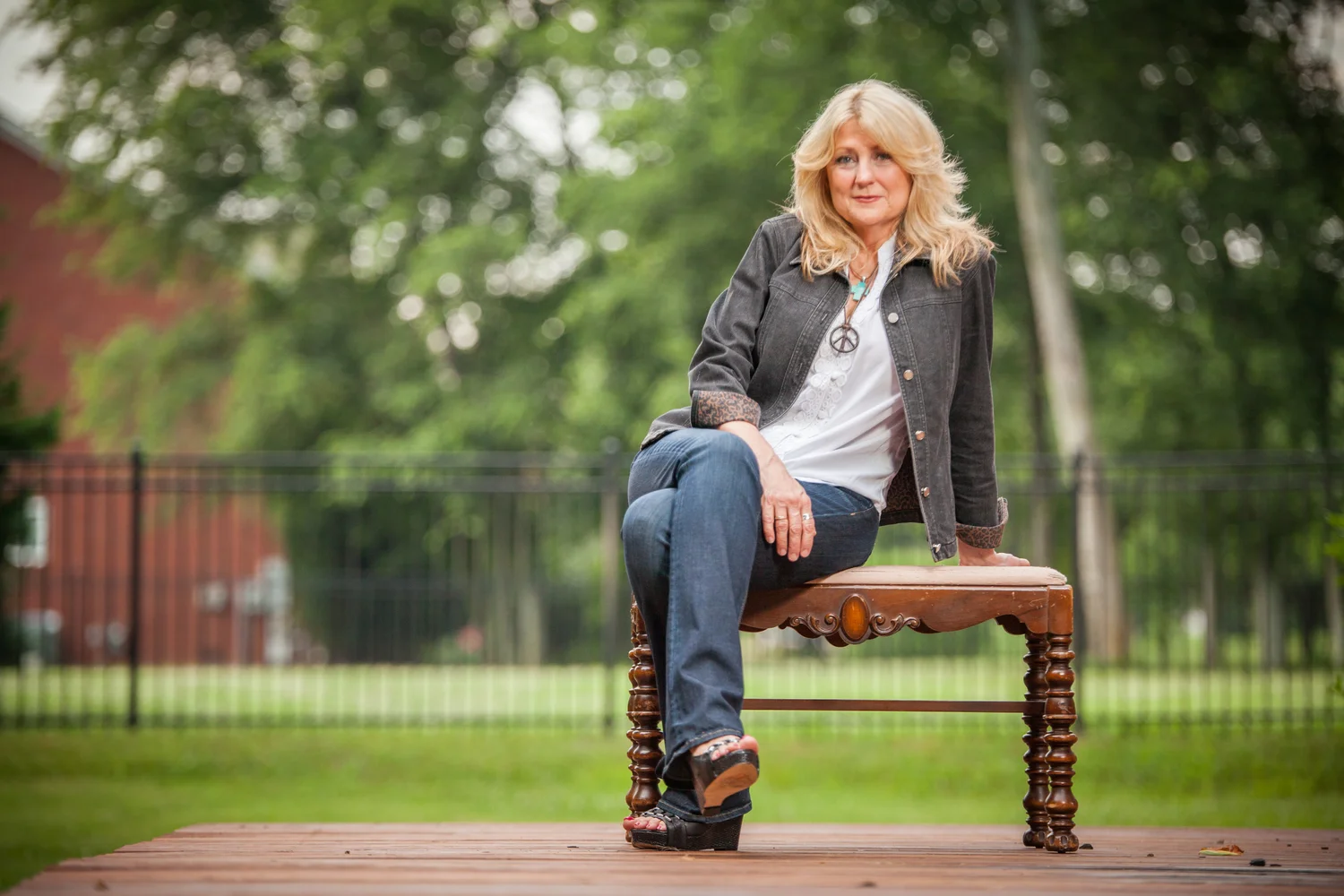 BIO — Carter Robertson