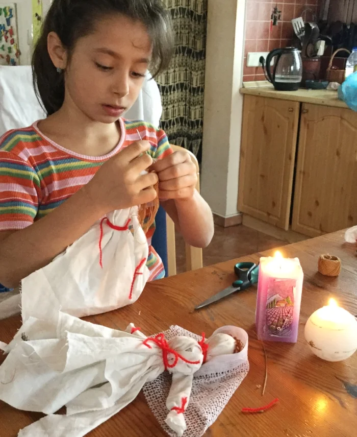 Simple method for making a beautiful Brigid doll — Arie Farnam