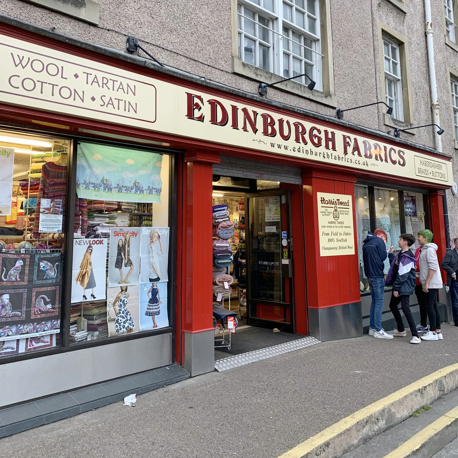 FABRIC SHOPPING IN EDINBURGH, SCOTLAND — BURIED DIAMOND