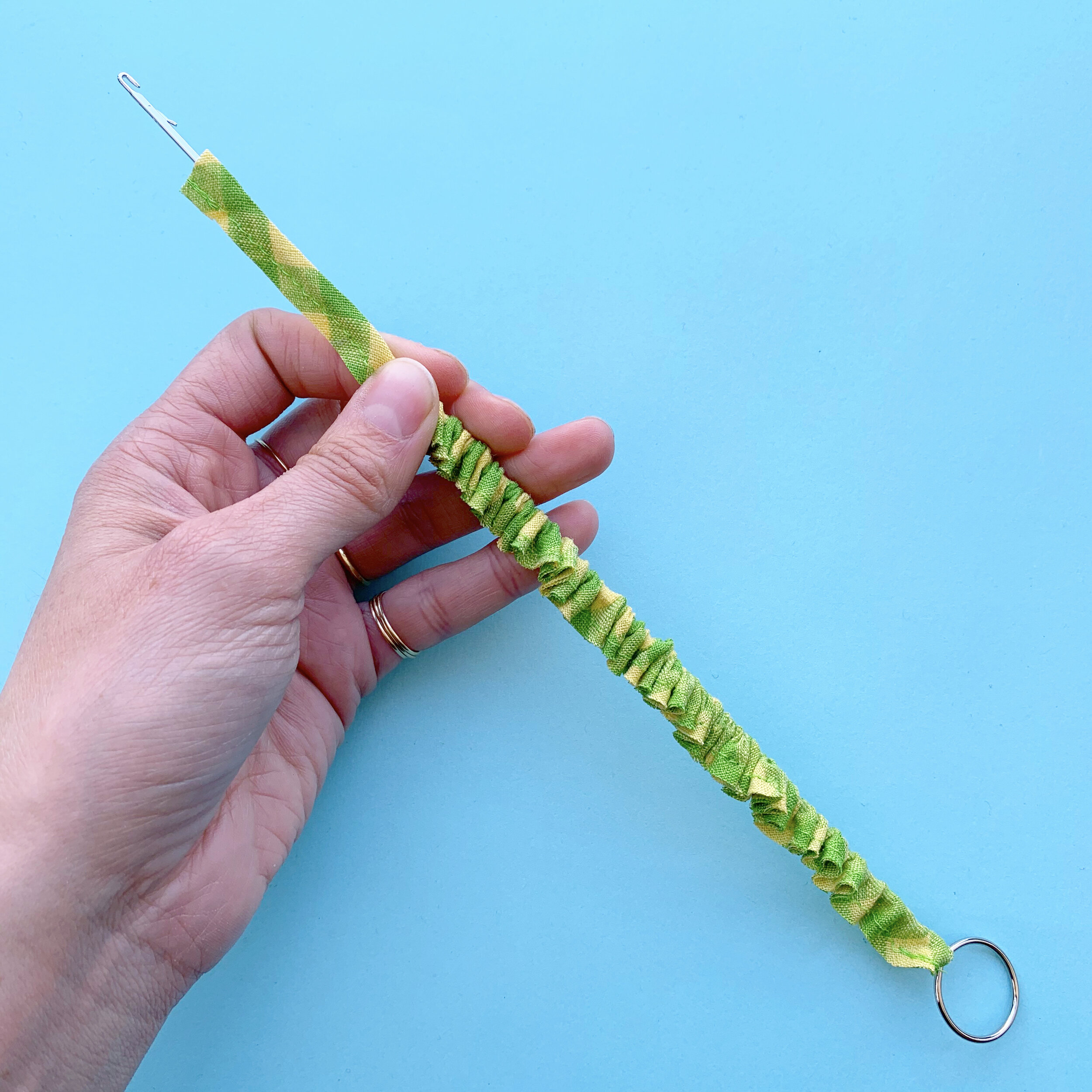 TUTORIAL: HOW TO MAKE SPAGHETTI STRAPS — BURIED DIAMOND